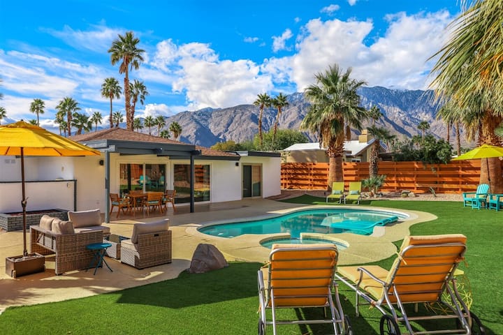 Blue Lemon Heaven – Desert Escape With Views - Palm Springs, CA