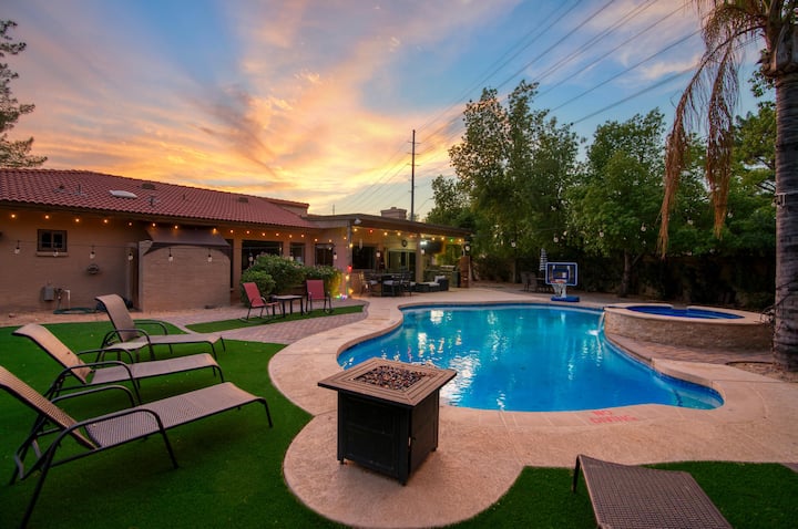 Desert Palms - Pool & Bbq Near Paradise Mall - Phoenix, AZ