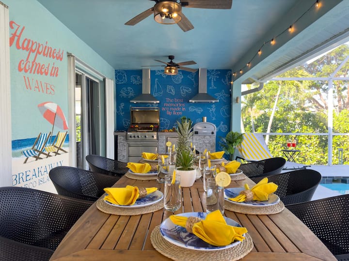 Heated Pool, Fun Outdoor Kitchen, Bike To Beach! - Marco Island, FL