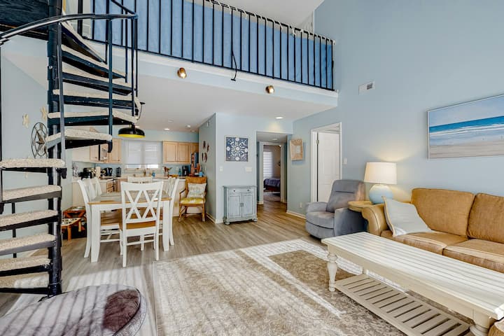 2br 2nd-floor | Tennis | Pool | Hot Tub | Sauna - 貝瑟尼灘