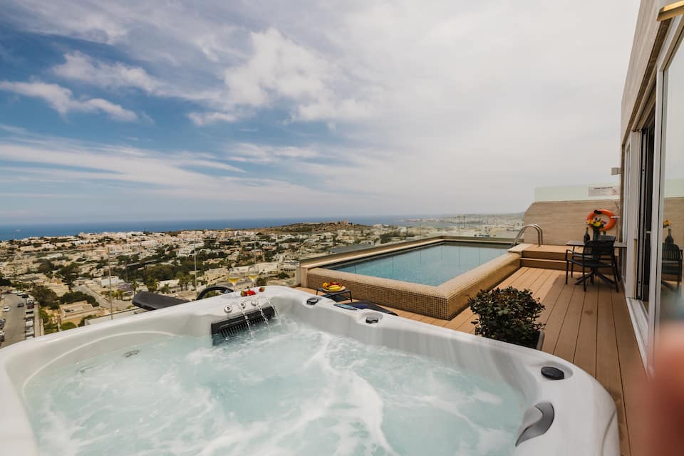 Malta Holiday Rentals with a Pool | Airbnb