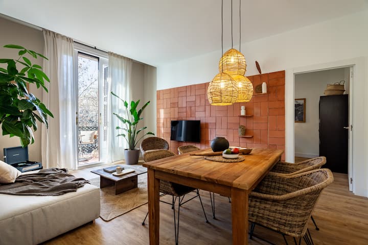 Timor - 2 Bedrooms And Balcony In Eixample Dreta - 바르셀로나