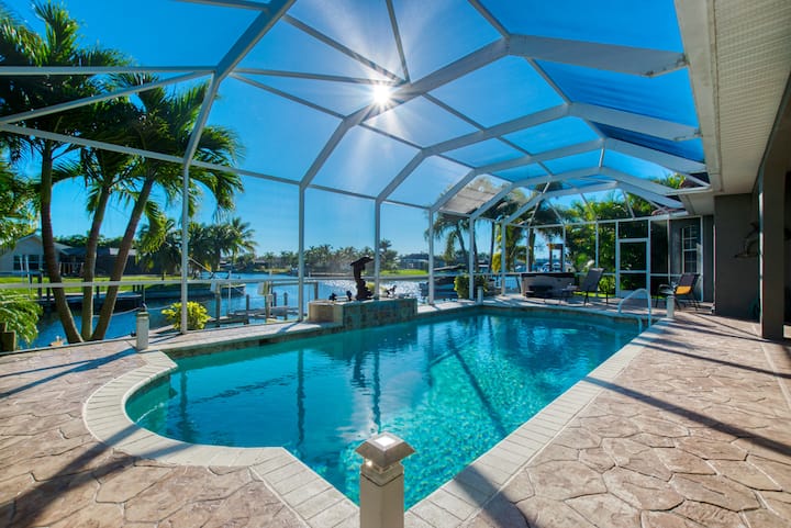 Villa Sueno Americano Heated Pool & Spa | Gulf Access | Boat Rental + Tours Voucher Incl. - Cape Coral, FL