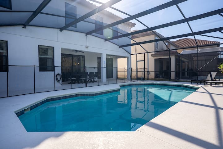 6br Family Home W/ Pool Near Disney - Kissimmee, FL