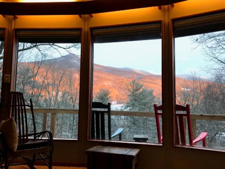 The Round House  Views For Days! - Luray, VA