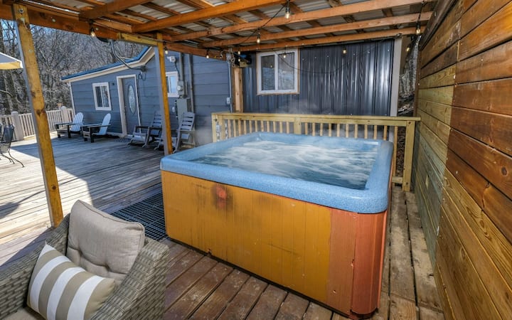 Angel Eyes View - Hot Tub And Mountain Views! - Tennessee
