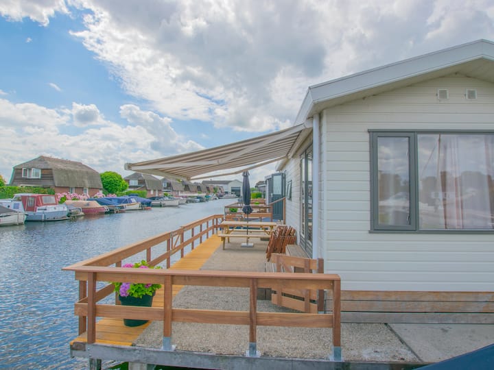 Chalet Au Bord De L'eau Avec Grande Véranda - Maarssen