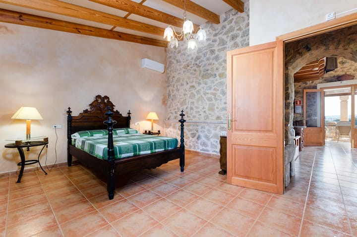 Apartment In Rural House, Yourhouse Deulosal - Sineu