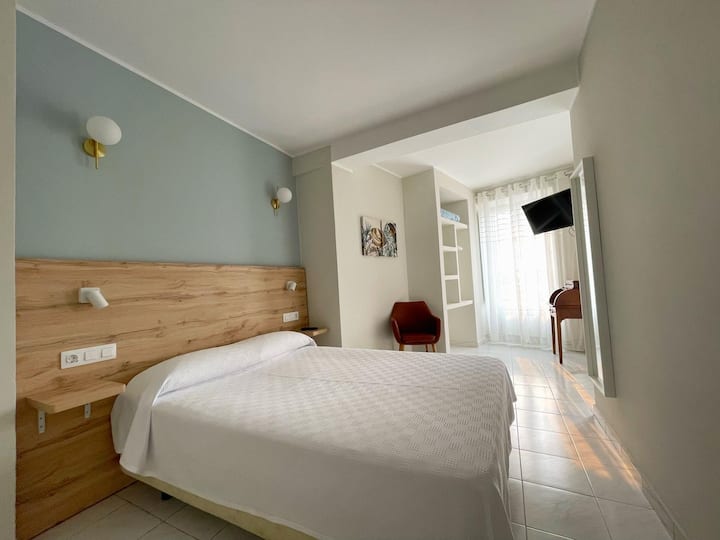 Hab. En Casa Amadora - Foz