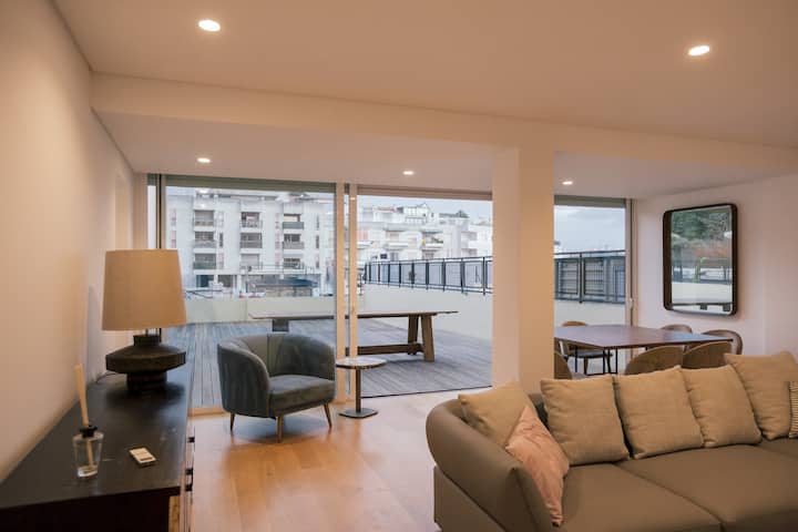 110 M² Apartamento ∙ 3 Habitaciones ∙ 6 Huéspedes - Estoril