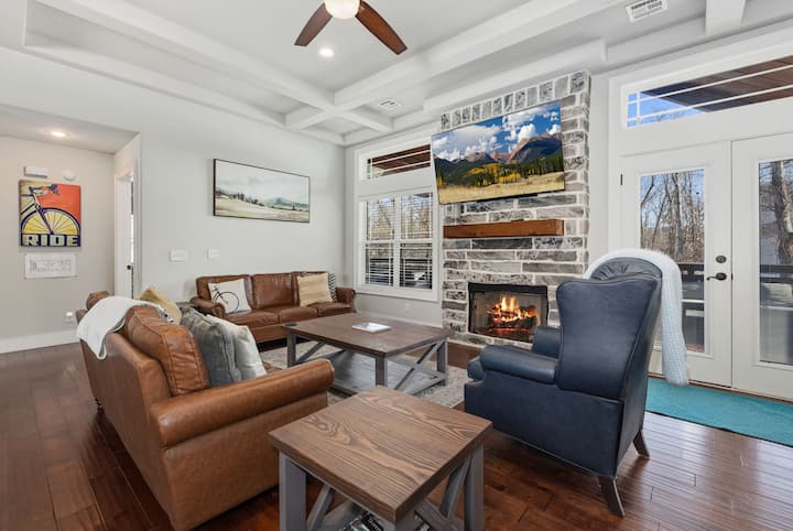 Tristan Trail House-on Mtb Trail-hot Tub-gameroom - Bentonville, AR