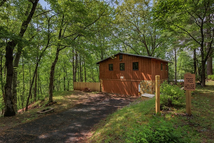 The Tree House - North Carolina