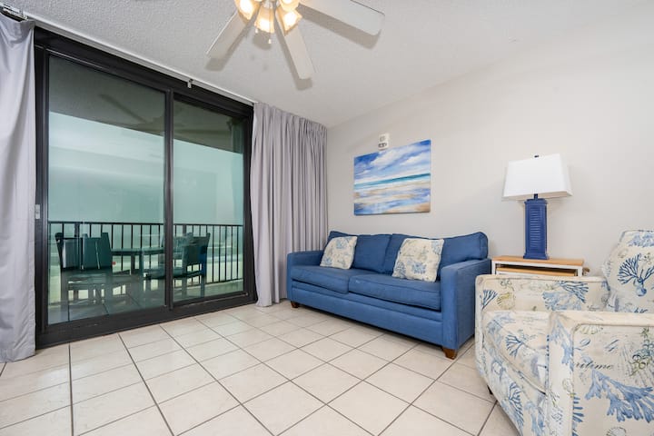Pasw 202 Beach Front Mobility Accessible Suite - Gulf Shores, AL