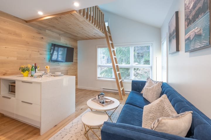 Creekside Nest 1bdr+loft/5min To Gondola W/views - Whistler