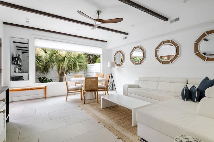 Historic Home 2 Blocks To King, Backyard Patio - Charleston, SC