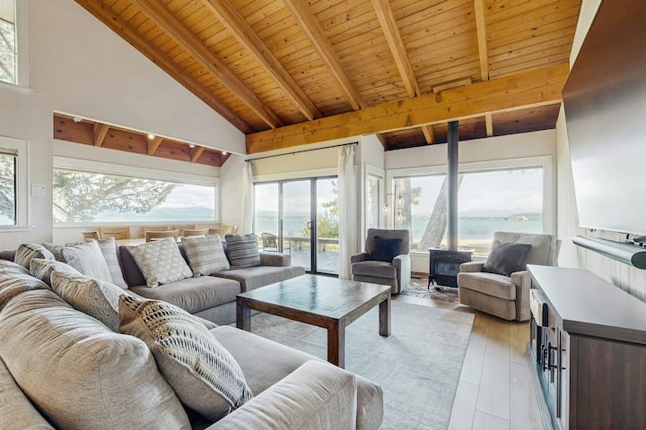 5br Lakefront | Deck | Pool | Fireplace | W/d - Lake Tahoe