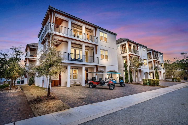 Feelin Tipsea: 2min To Beach, 2 Golf Carts, Pool - Destin, FL