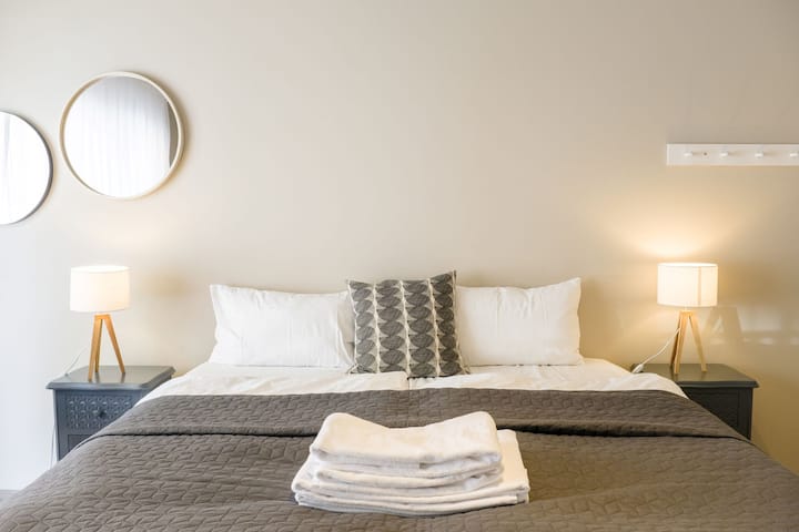 Saga Studio With Balcony For 2 Guests In Downtown - Reykjavík