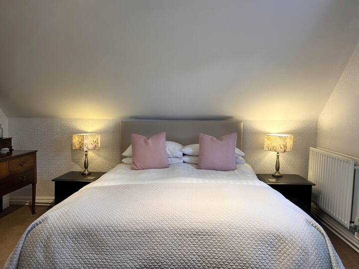 Double Ensuite Stretton Room At Mynd House - Church Stretton