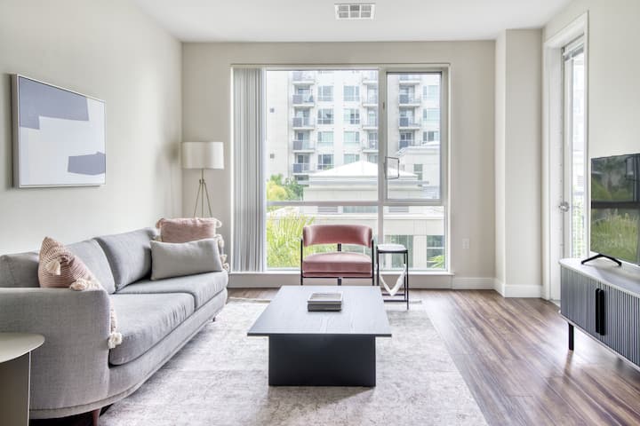 Blueground | Santa Clara, Gym, Nr Grocery Store - Milpitas, CA