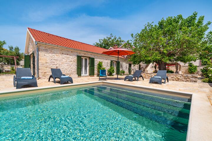 Poolincluded - Villa Zvonko - Croatie