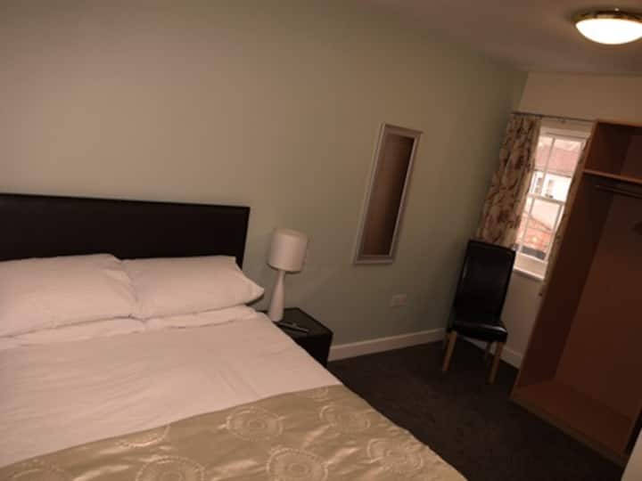 Double Ensuite With Bath 1st Floor At The Downe Ar - Selby