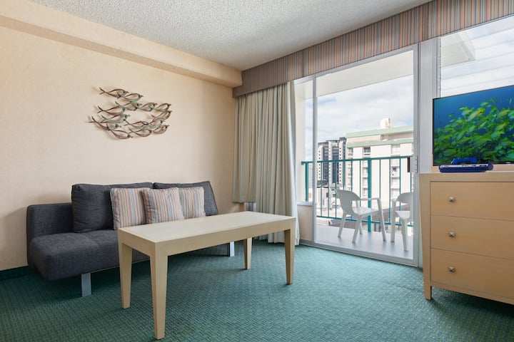 Aqua Aloha Surf Waikiki | City View Retreat - Honolulu