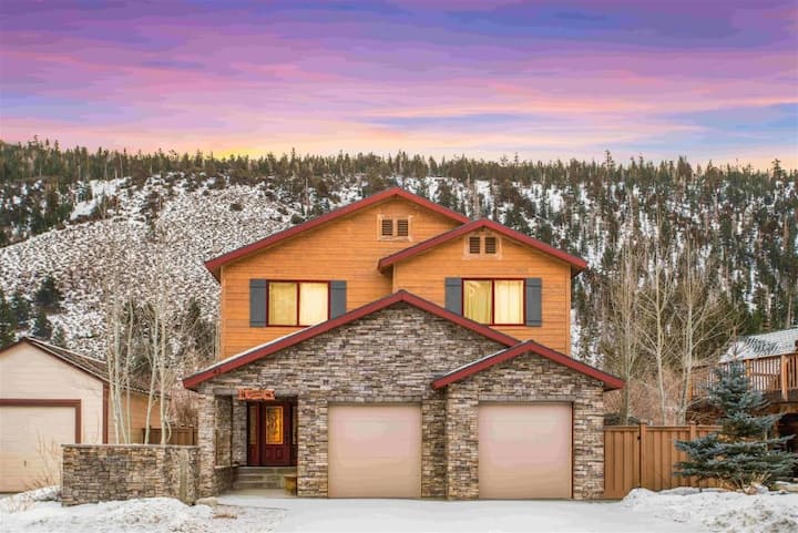 Hudson Hideaway, Your Home Away From Home - June Lake, CA