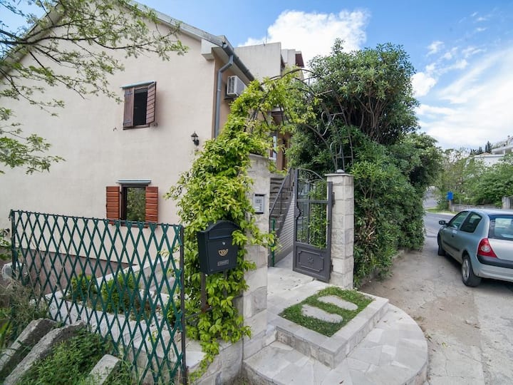 Apartments Amigo - Luxury Two Bedroom Apartment 2 - Kotor