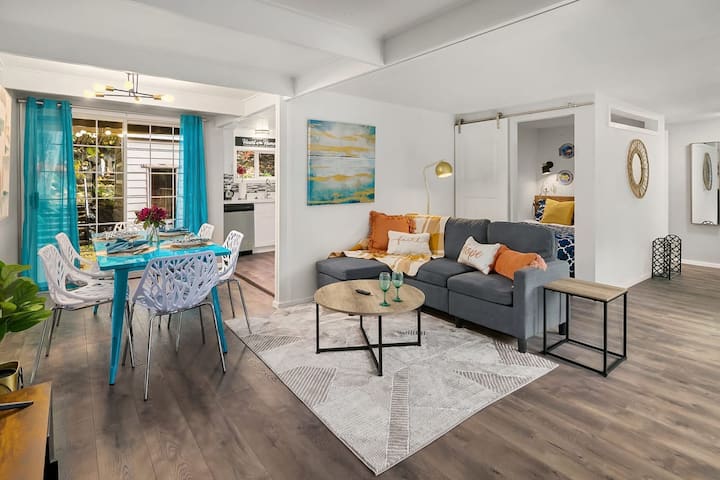 Newly Updated Stylish Bright Duplex #A|2 Min To I5 - Shoreline, WA