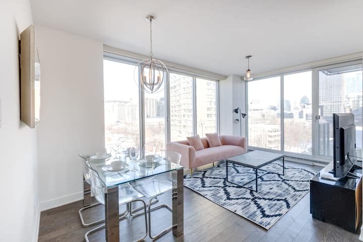 Stylish 2br W/balcony+stunning View - 10c - 라살르