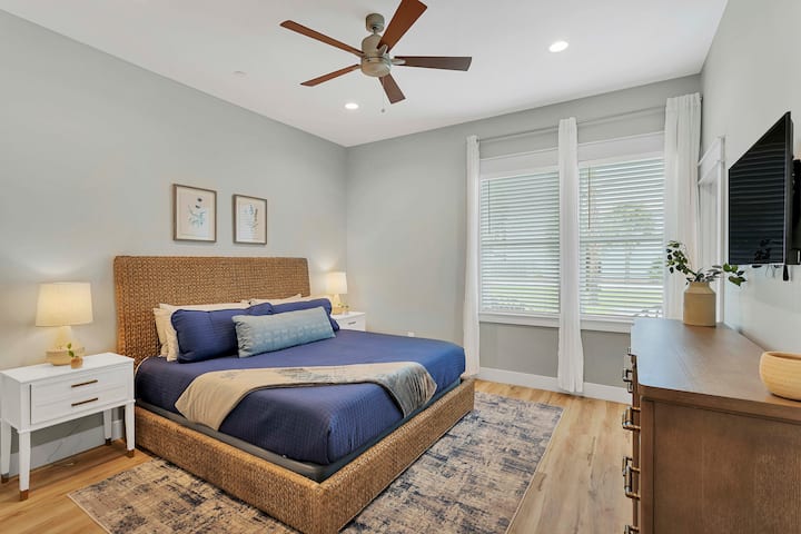 Poseidon's Palace | Private Pool/spa | Game Room! - Destin, FL