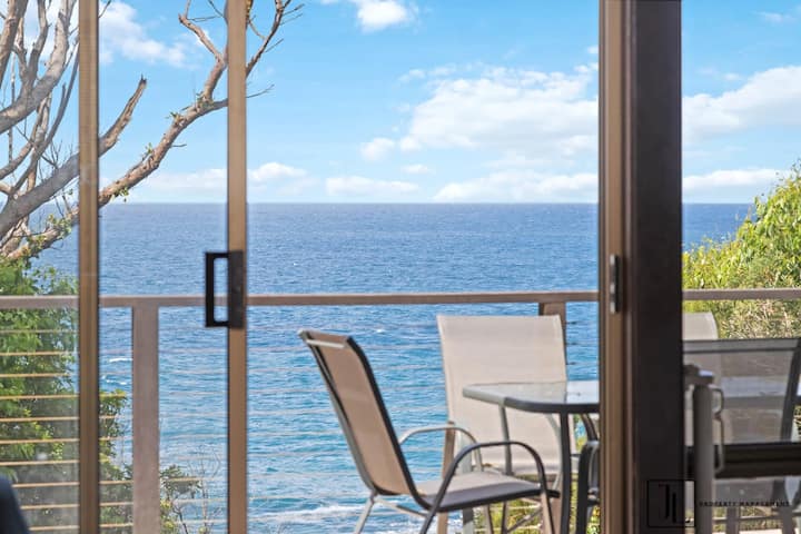 Oceanview Cottage - Malua Bay