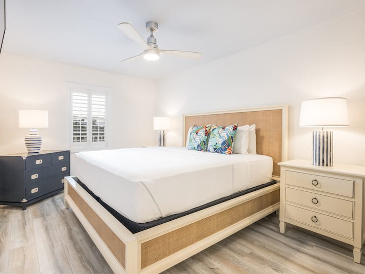 Exciting Tropical Vacation! Steps From The Beach. - Captiva, FL