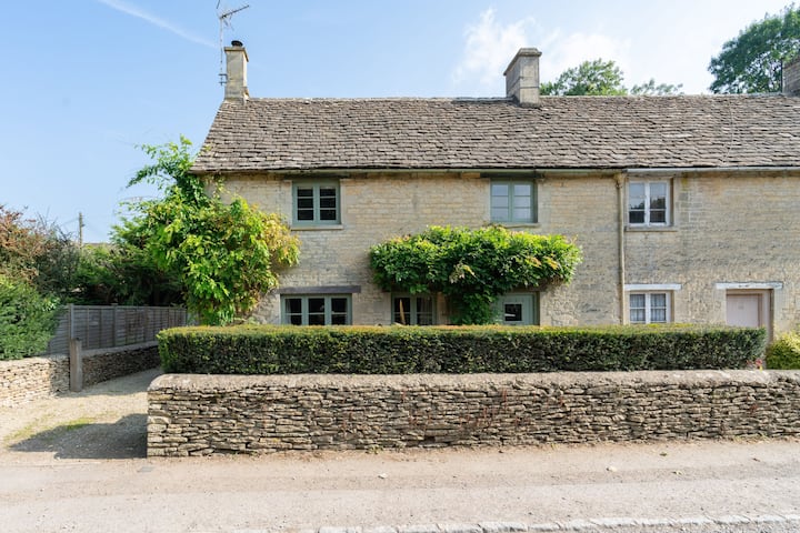 Beautiful Cottage With Garden- Winterberry Cottage - Bibury