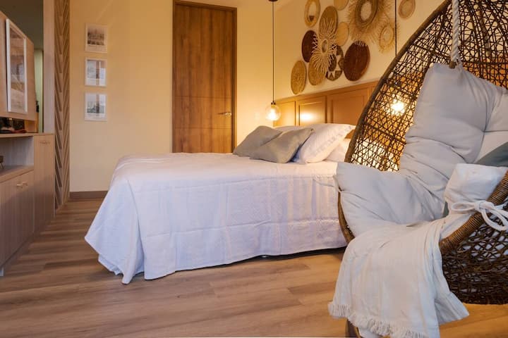 Artisan Design & Incredible View Loft At Laureles - 메데인