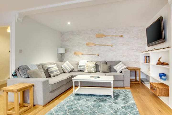 3 Bed In Dartmouth (Oc-bc0512) - Dartmouth