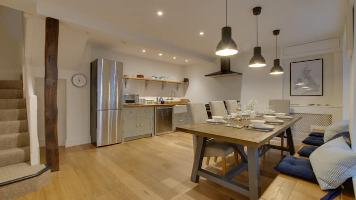 Drum House - Dartmouth