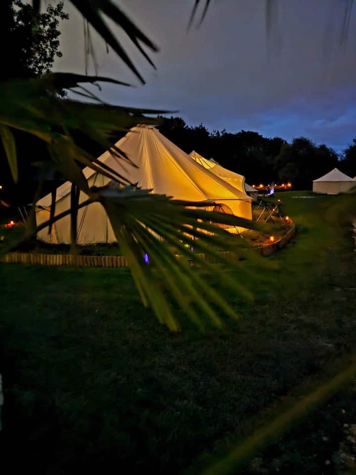 Nature 2bedroom Bell Tent By Belltentvillageparks - Derbyshire
