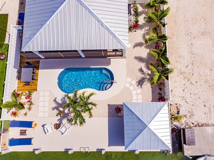 Seas The Day ~ Waterfront Pool Home, 50` Dock! - Marathon, FL