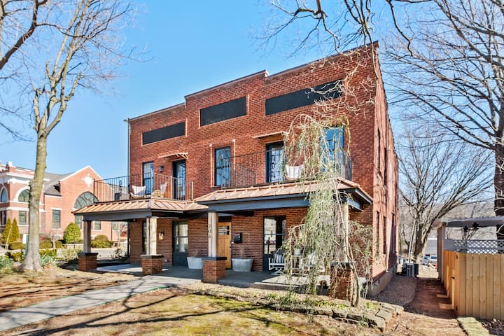 The Brick House - Walk Dt Or U Of A - 3 Suites - Fayetteville, AR