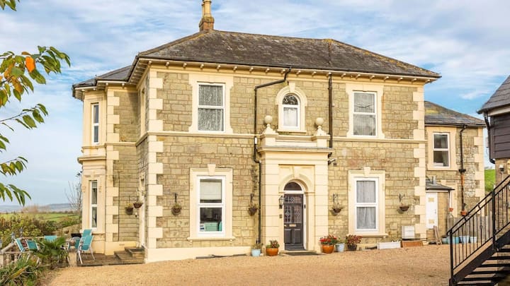 Clevelands Coastal & Countryside - Đảo Wight