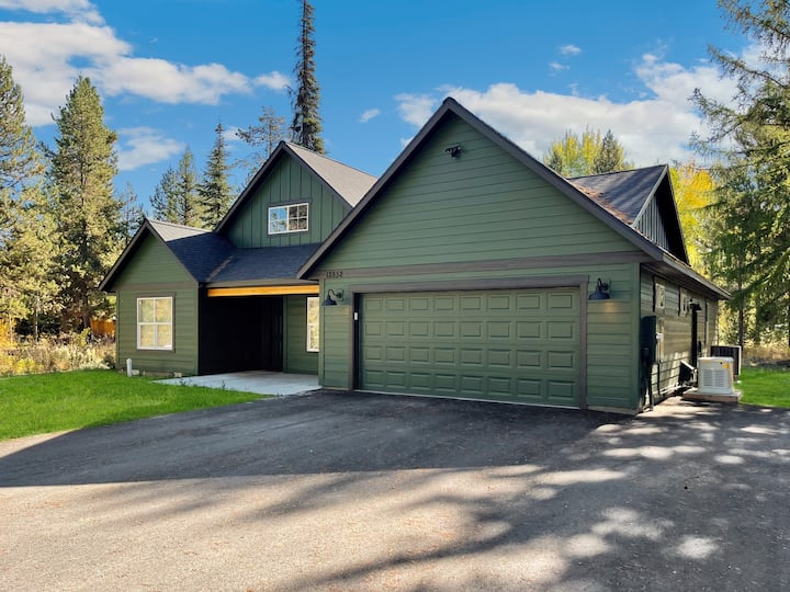 Brand New Four Bedroom With Hot Tub! - Lake Cascade, ID