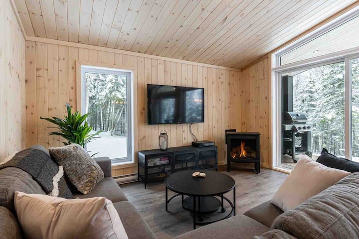 Le Montagnard 91: Spa & Foyer, Refuge Paisible - Charlevoix