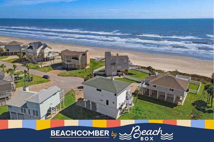 Huge Beach House With Ocean Views, Steps From Sand - Galveston Island, TX