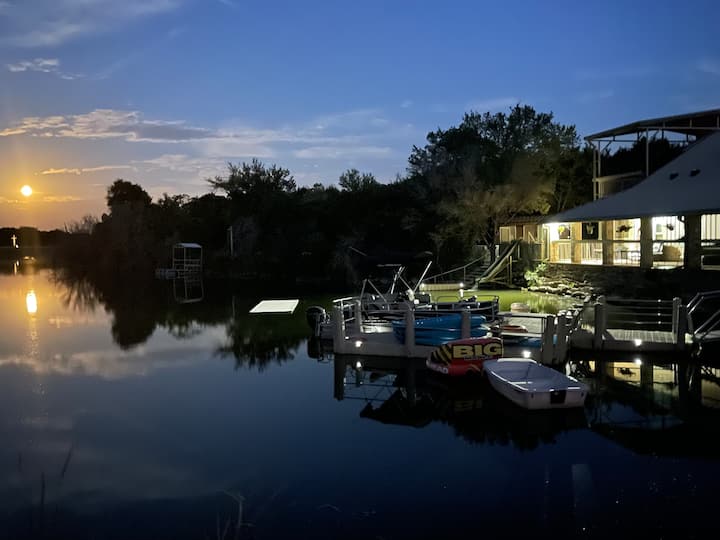 Whole Campus On Lake Godstone - Possum Kingdom Lake, TX