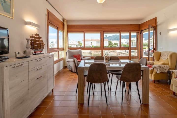 Sant Carles 20 - Appartement Ensoleillé Avec Vue Sur La Mer - Llançà