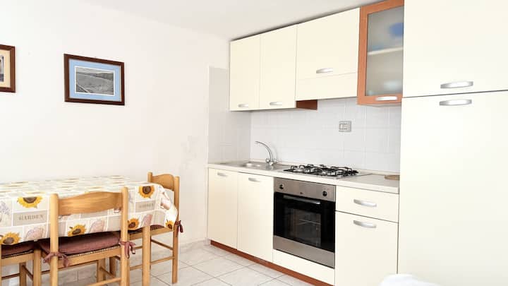 N079 - Numana, A Townhouse In The Historic Center - Numana