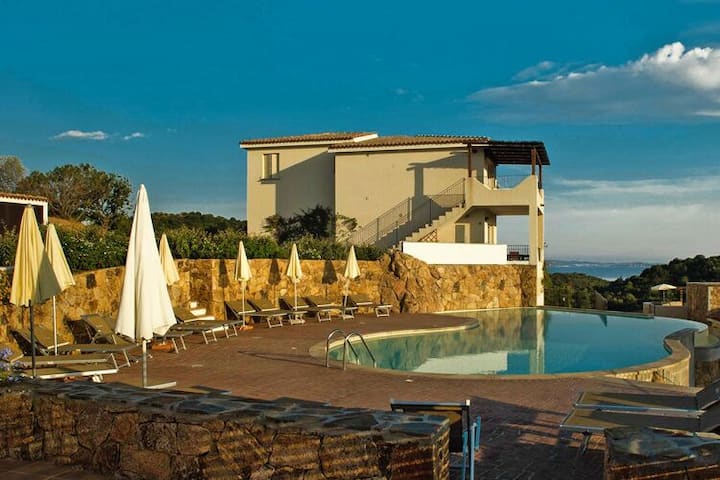 Appartement à Golfo Aranci Avec Terrasse - Sardinia