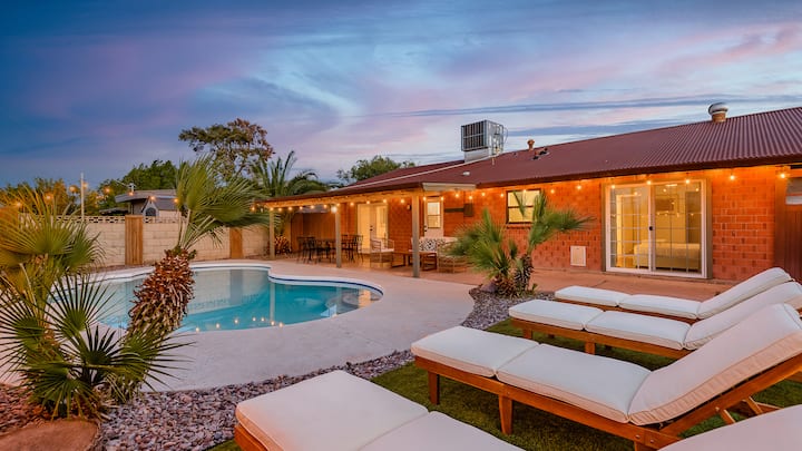 Pool, Hot Tub, 5 Minutes To Old Town - Scottsdale, AZ